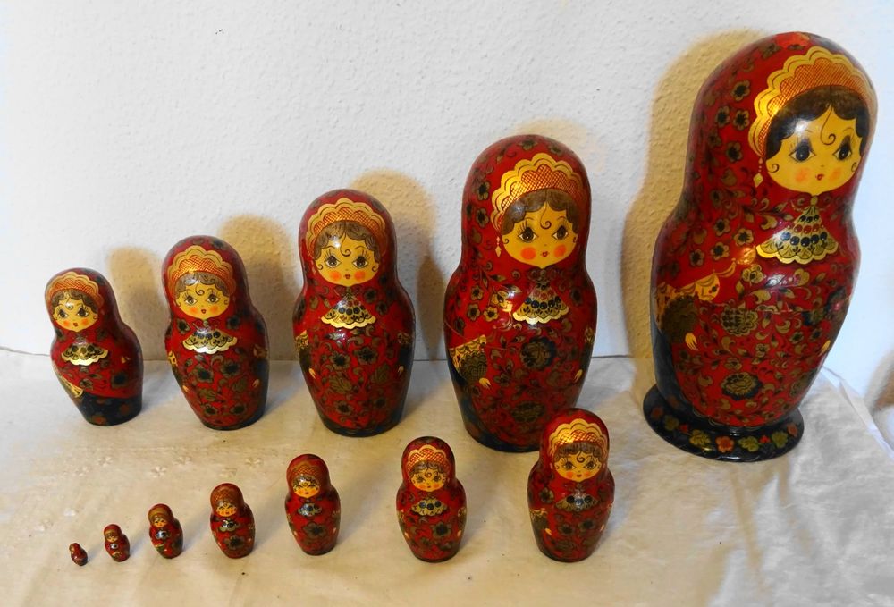 Grosse Babuschka / Matroschka-Puppe 12-teilig (Gebraucht) in Zürich für ...