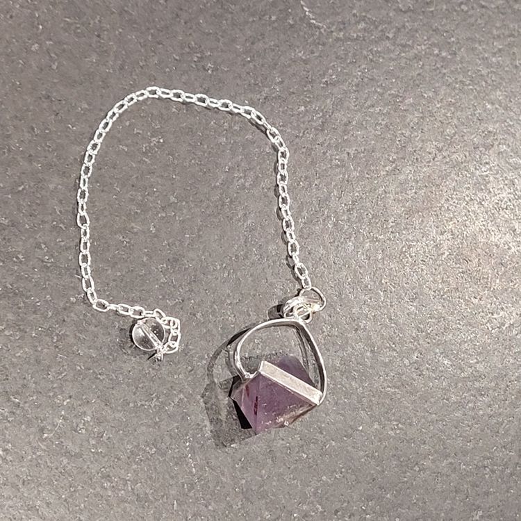 Pendule Pierre Cristaux (Gebraucht) in Biel/Bienne für CHF 15 – mit ...