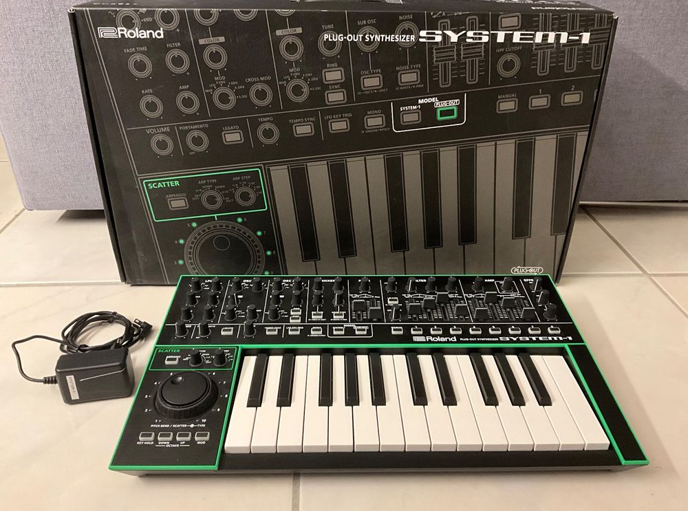 Roland SYSTEM-1 PLUG-OUT Synthesizer mit Netzteil und OVP | Kaufen auf ...