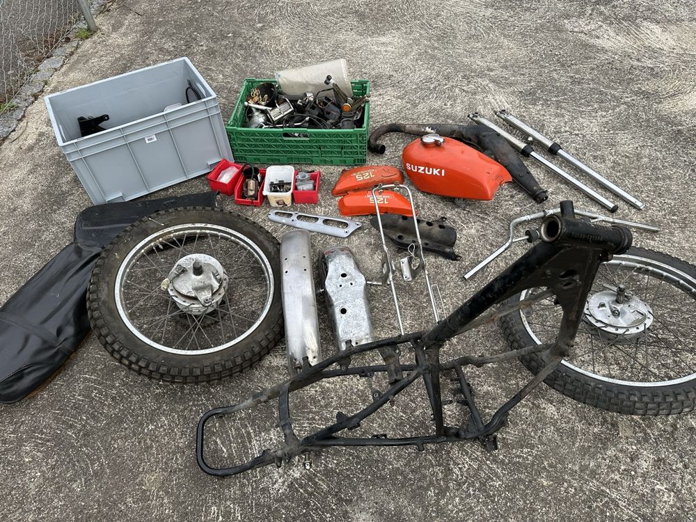 Suzuki TS 125 / 1976 / Typ 6711 24 / oldtimer enduro (Defekt) in ...