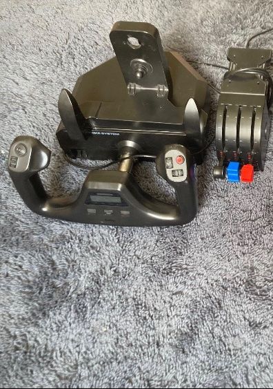 Logitech G Saitek Pro Flight Yoke System | Kaufen auf Ricardo