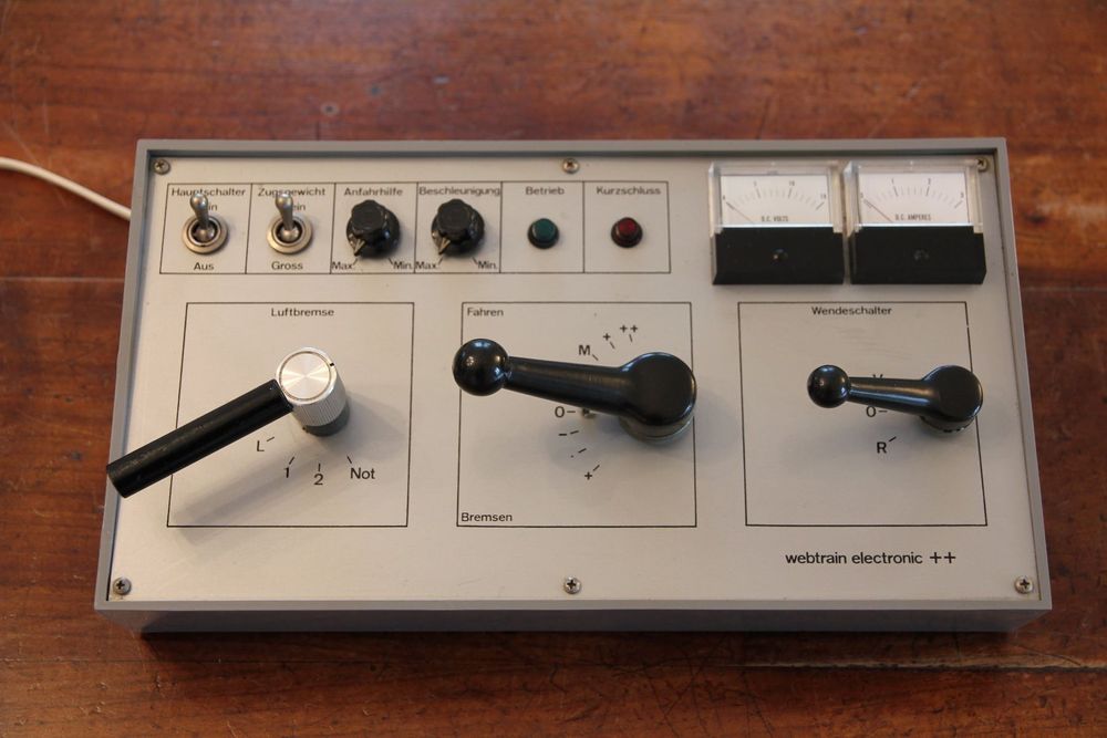Fahrpult Webtrain electronic / 0-14V DC (Usato) a per CHF 75 – solo ritiro | Acquista su Ricardo