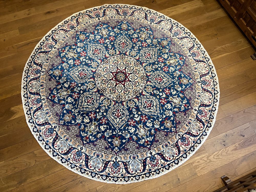 Wunderschne Grosser Runder Teppich Bild