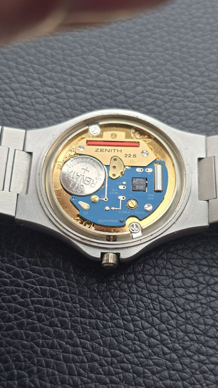 Zenith Mistral Quartz vintage, New old stock (Gebraucht) in Cressier NE ...