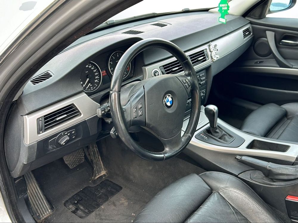 BMW 330i Touring | Kaufen auf Ricardo