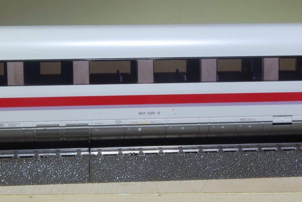 Märklin 4370 DB ICE-1- Grossraumwagen 1.Klasse (Neu (gemäss ...