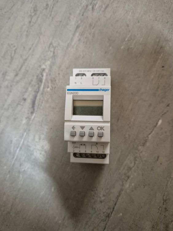 Hager Zeitschaltuhr EGN200 (Gebraucht) in Schinznach Bad für CHF 45 ...