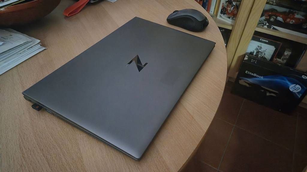 HP ZBook Firefly 14 G8 i7-1185G7, 32GB RAM, SSD 256GB, Win11 (Usato) a ...