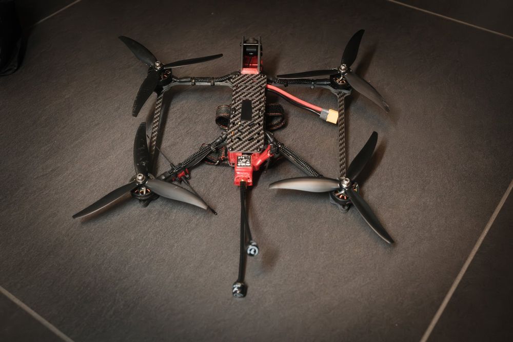 Hochwertiger 7-inch Long-Range FPV-Quadcopter | Kaufen auf Ricardo