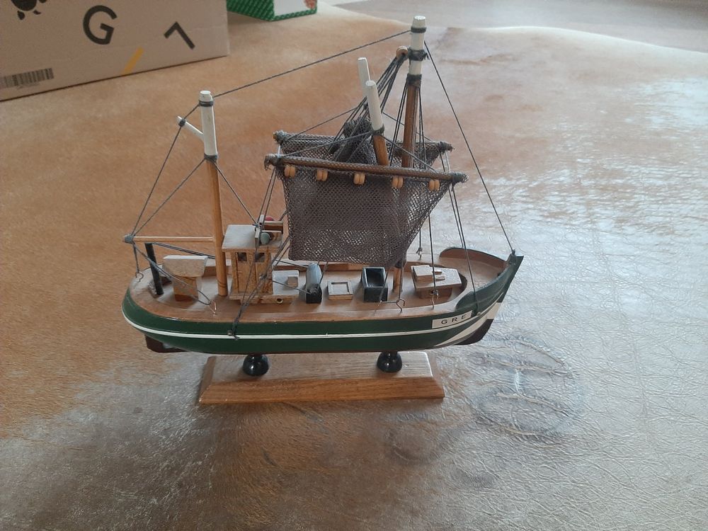 Modellschiff Fischerboot Holz | Kaufen auf Ricardo