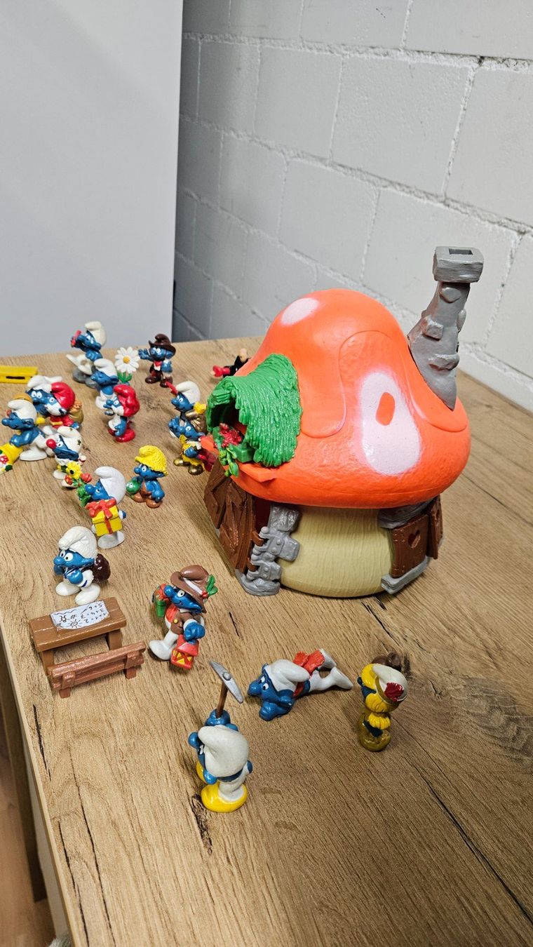 Grosse Schlumpf Sammlung mit Haus, sehr guter Zustand! (Gebraucht) in ...