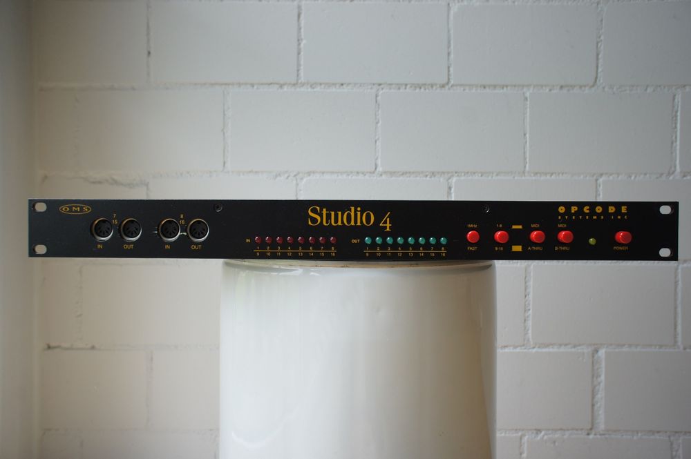 OPCODE Studio4 MIDI-Interface | Kaufen auf Ricardo