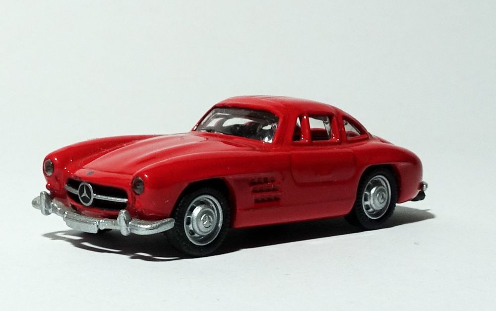 Mercedes 300 SL rot Gullwing Schuco 1:87 (Gebraucht) in Wiebelskirchen ...