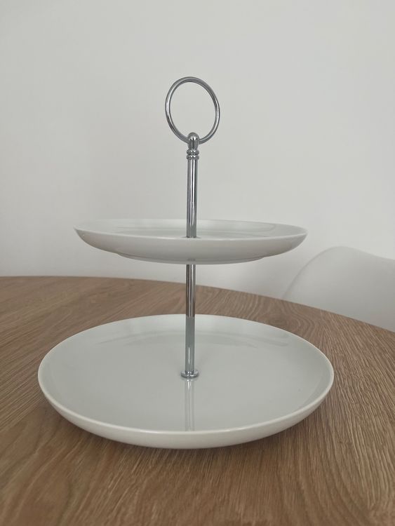 Depot Servier Etagere 2 Platten weiss (Neu (gemäss Beschreibung)) in Adliswil für CHF 10 – mit ...