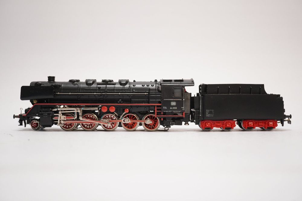 2∑ Märklin 3045 DB BR 44 Dampflok mit Telex (Gebraucht) in Uetendorf ...