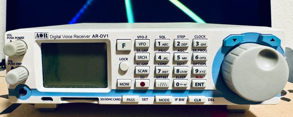 AOR AR-DV1 scanner/récepteur digital tout modes (Gebraucht) in Le ...