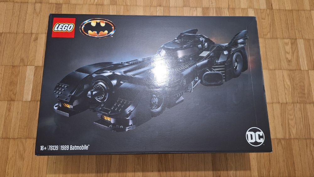 LEGO 76139 1989 Batmobile™ ungeöffnet NEU (Neu und originalverpackt) in ...