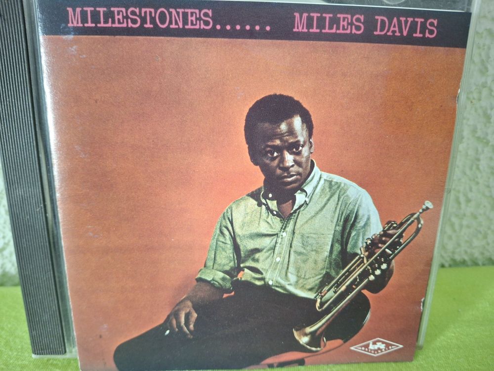 CD Miles Davis - Milestones (Gebraucht) in Aarberg für CHF 10.7 – mit ...