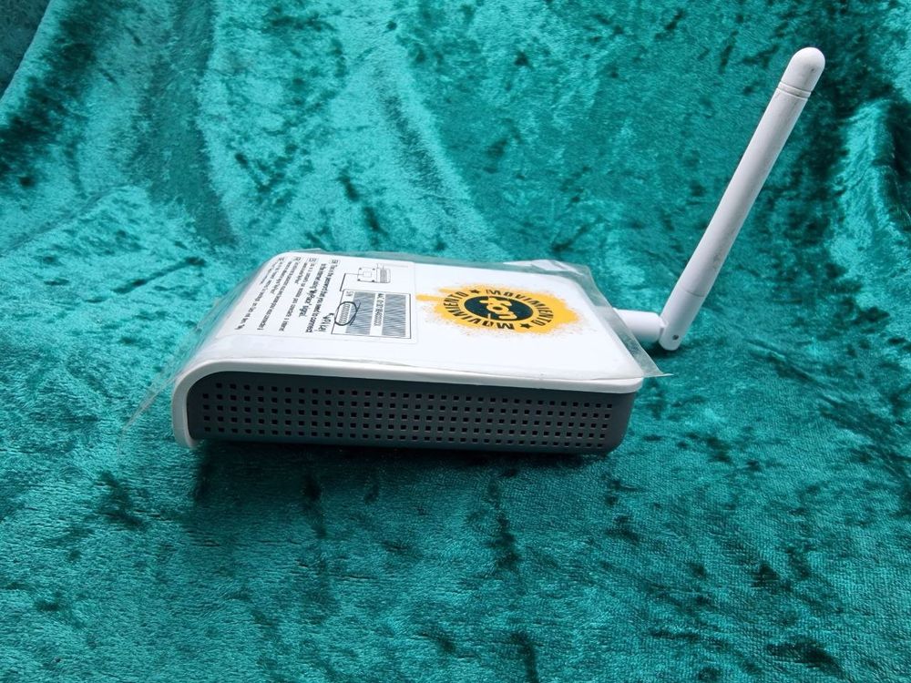 LA FONERA Wireless Router 54 Mbps 802.11 b/g (Model: FON2100 (Gebraucht ...