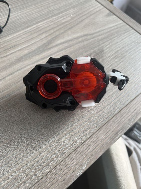 String Launcher Beyblade burst (Neu (gemäss Beschreibung)) in Zell ZH ...