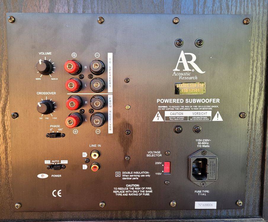 Subwoofer Aktiv Acoustic Research (Defekt) in Emmetten für CHF 2 – nur ...