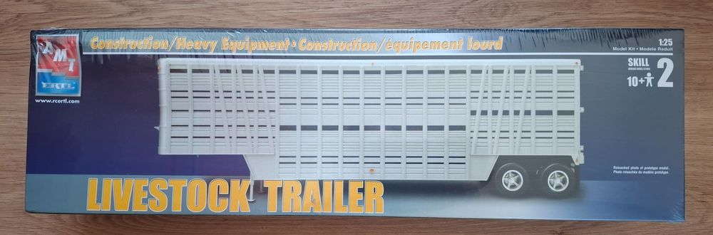 LIVESTOCK TRAILER amt 1/25 (Neu und originalverpackt) in Willisau für ...