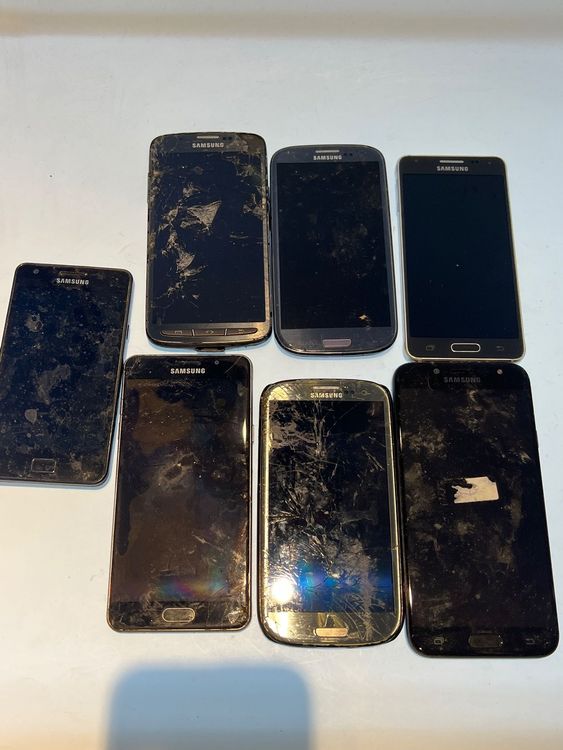 Natels de Samsung défectueux dès 1frs.- (Defekt) in Lausanne für CHF 15 ...