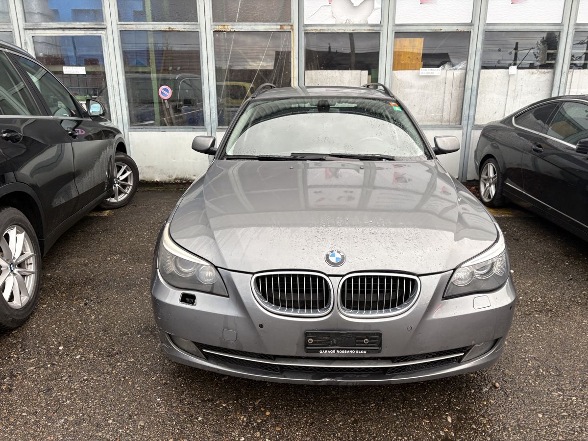 Luxus Auto Mit Defekt Verkaufen Fotos