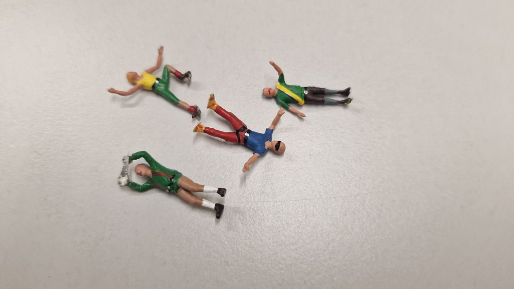 Modellbau H0, Figuren: Kletterer 4 Stück (Gebraucht) in Weisslingen für CHF 1 – mit Lieferung ...