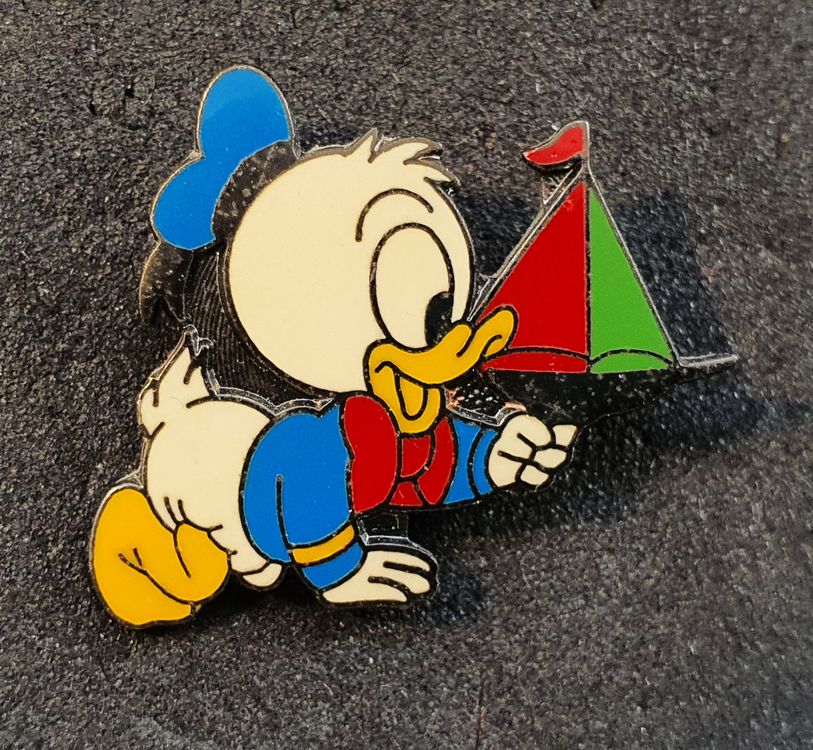 V799 - Pin Walt Disney - Donald Duck Junior (Gebraucht) in Reinach BL ...
