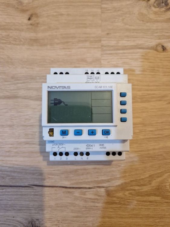 REG-Schaltuhr digital Novitas SC-M101.18E - 1 Kanal (Gebraucht) in ...