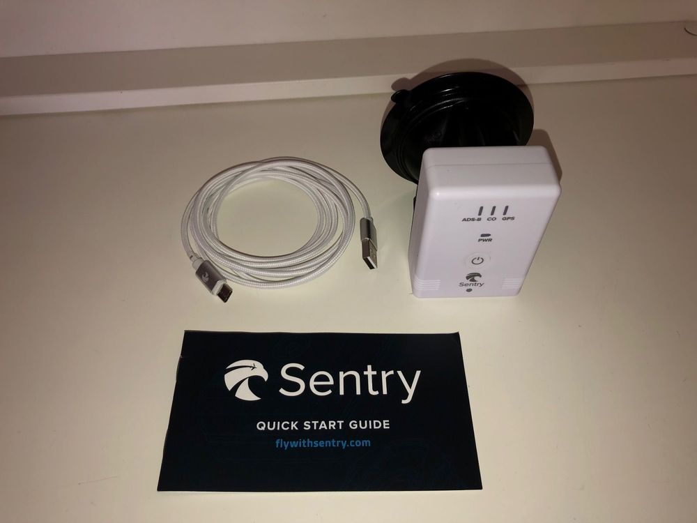 Foreflight Sentry AHRS, ADS-B, GPS und CO2 Detektor | Kaufen auf Ricardo