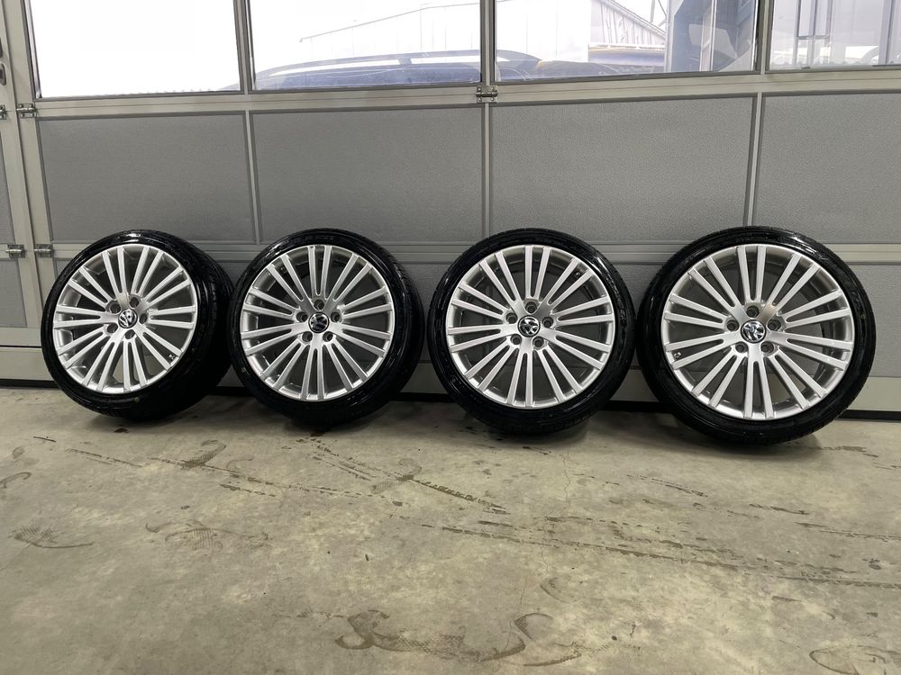 VW Golf R32 mk5/6 Original 18 Zoll Felgen mit Pneu | Kaufen auf Ricardo