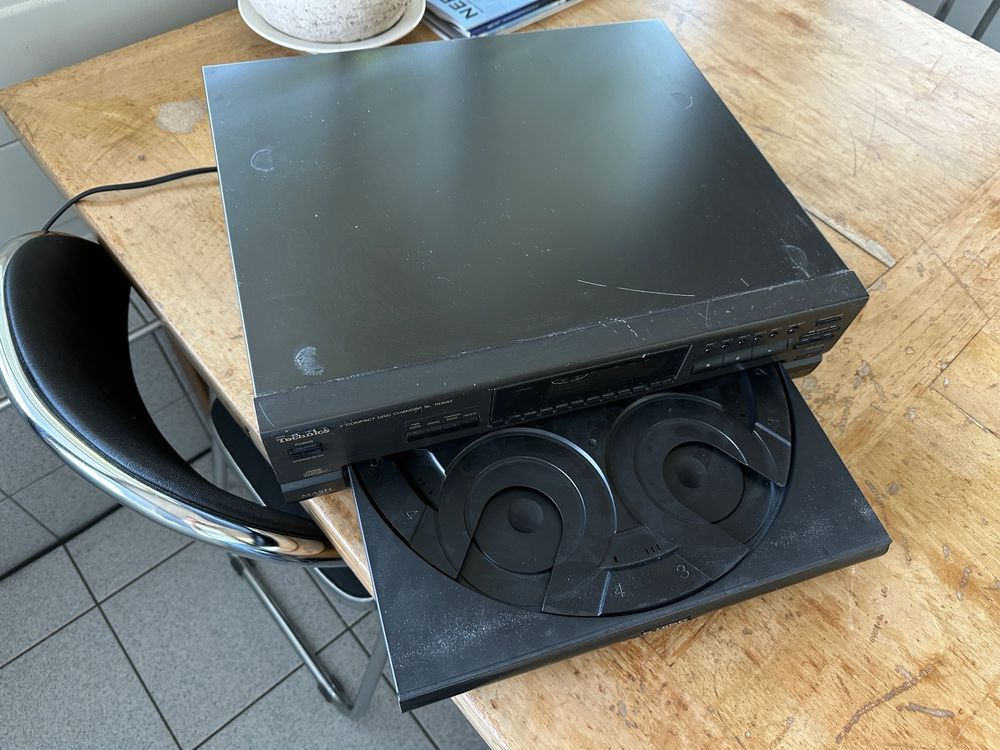 Technics SL-PD687 Compact Disc Changer / 5-fach CD-Wechsler (Gebraucht) in Winterthur für CHF 7 ...