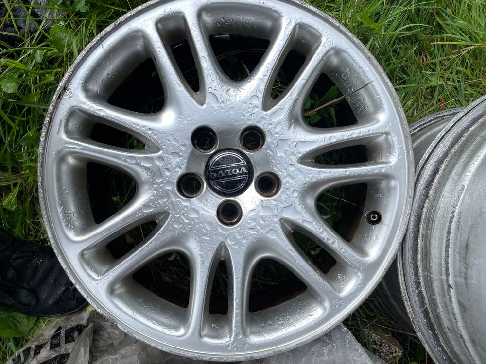 3 Volvo V70 Alu Felgen (Gebraucht) in Bern für CHF 49 – nur Abholung ...