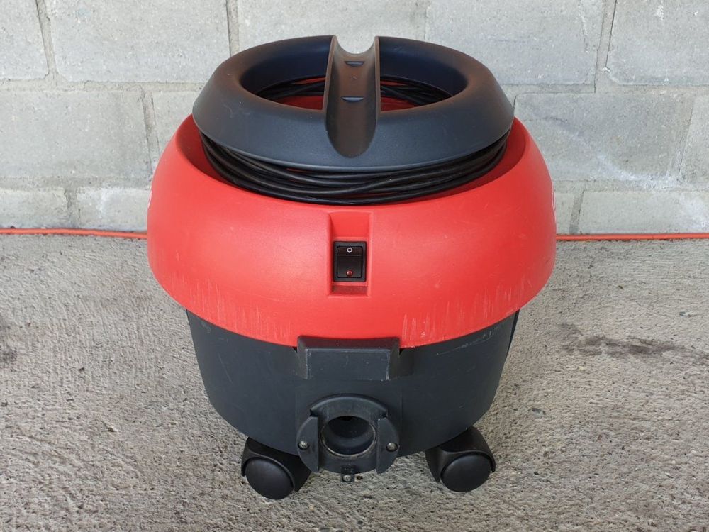 Cleanfix S10 Trockensauger mit versch. Düsen | Kaufen auf Ricardo