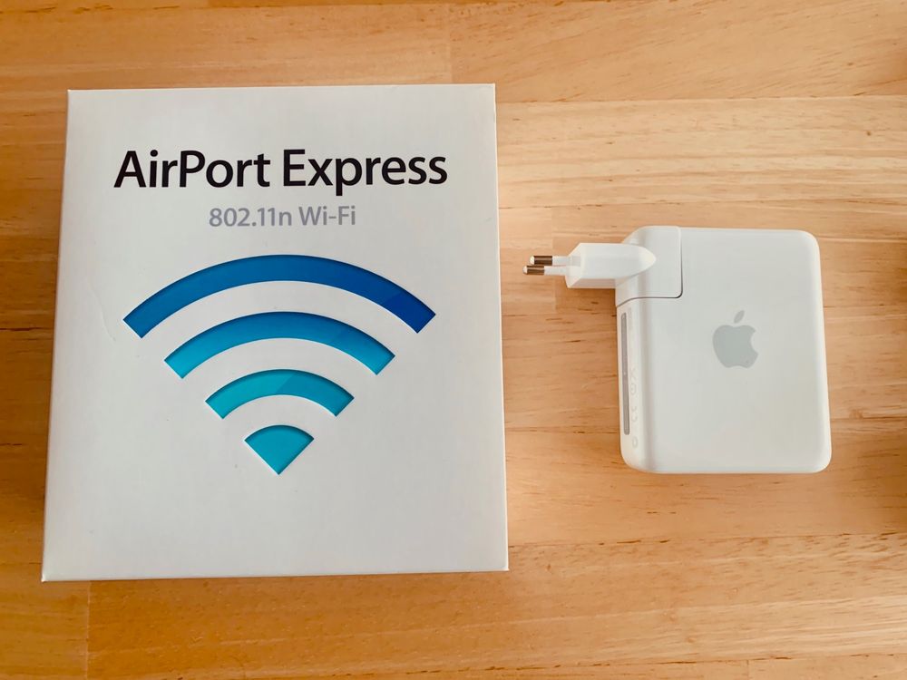 Apple AirPort Express 802.11n Wi-Fi (1. Generation) (Gebraucht) in ...
