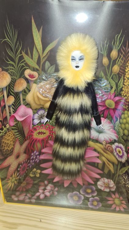 Barbie Bee Mark Ryden (Neu und originalverpackt) in Lugano für CHF 280 ...