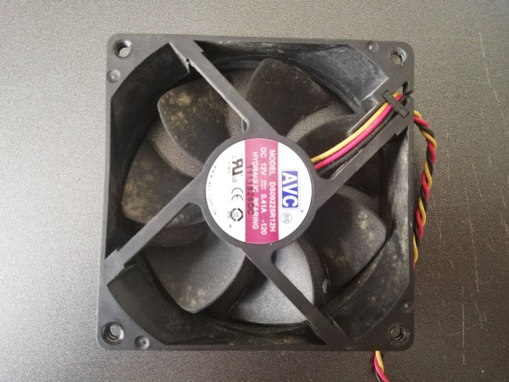 AVC Gehäüse Lüfter FAN 90mm pwm | Kaufen auf Ricardo