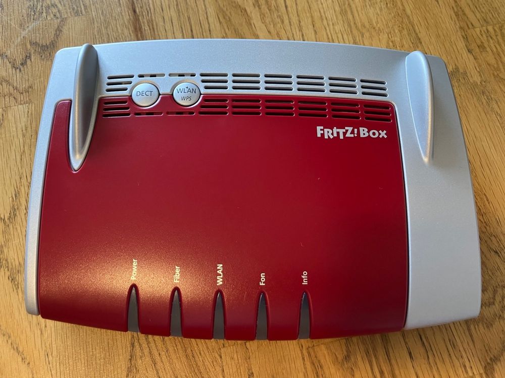 FRITZ!Box 5490 Glasfaser Router (Gebraucht) in für CHF 1 – mit ...