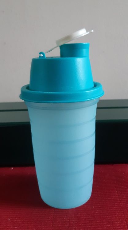 Neuwertiger Tupperware Shaker 250 ml | Kaufen auf Ricardo