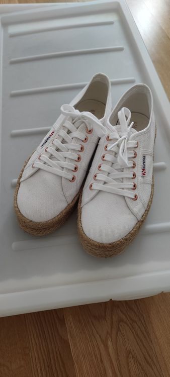 Superga Sneaker mit Bast Sohle (Gebraucht) in Wabern für CHF 30 – nur ...