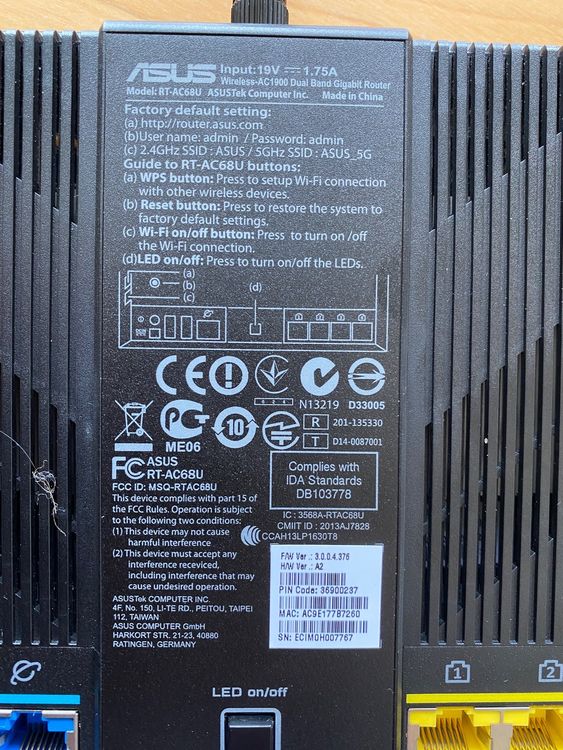 ASUS RT-AC68U Dual Band 802-11ac Gigabit Router (Gebraucht) in ...