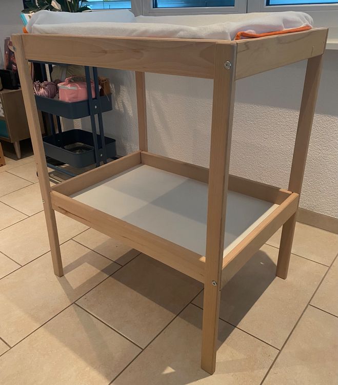 SNIGLAR Wickeltisch | Kaufen auf Ricardo