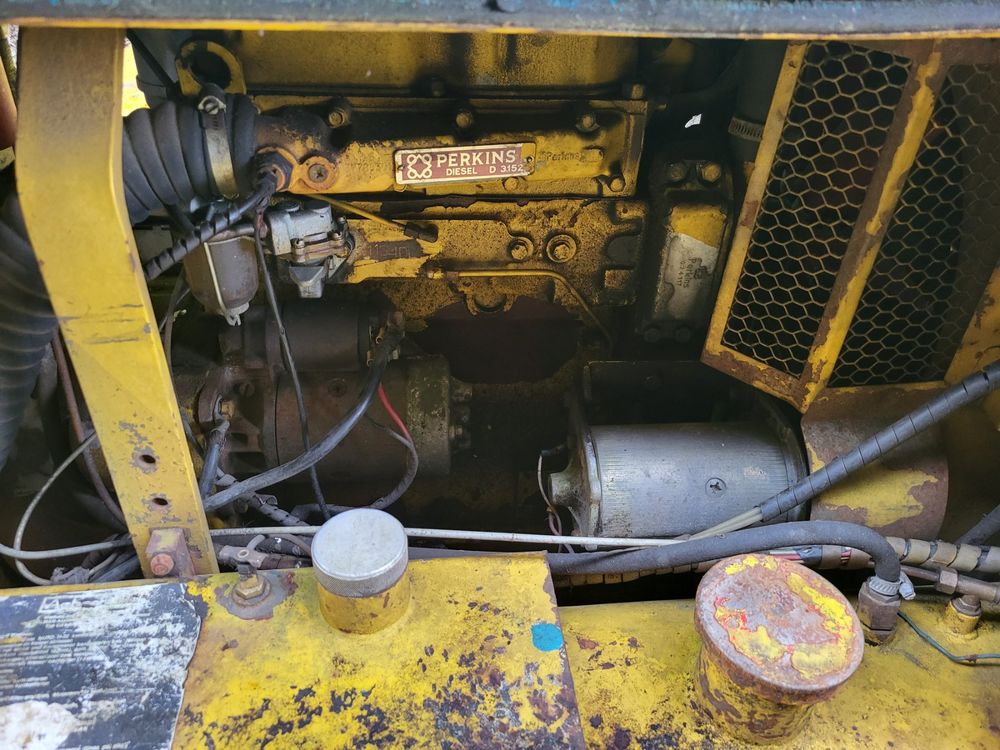 Baukompressor mit Perkinsmotor D 3.152 (Gebraucht) in Reitnau für CHF 266 – nur Abholung auf ...