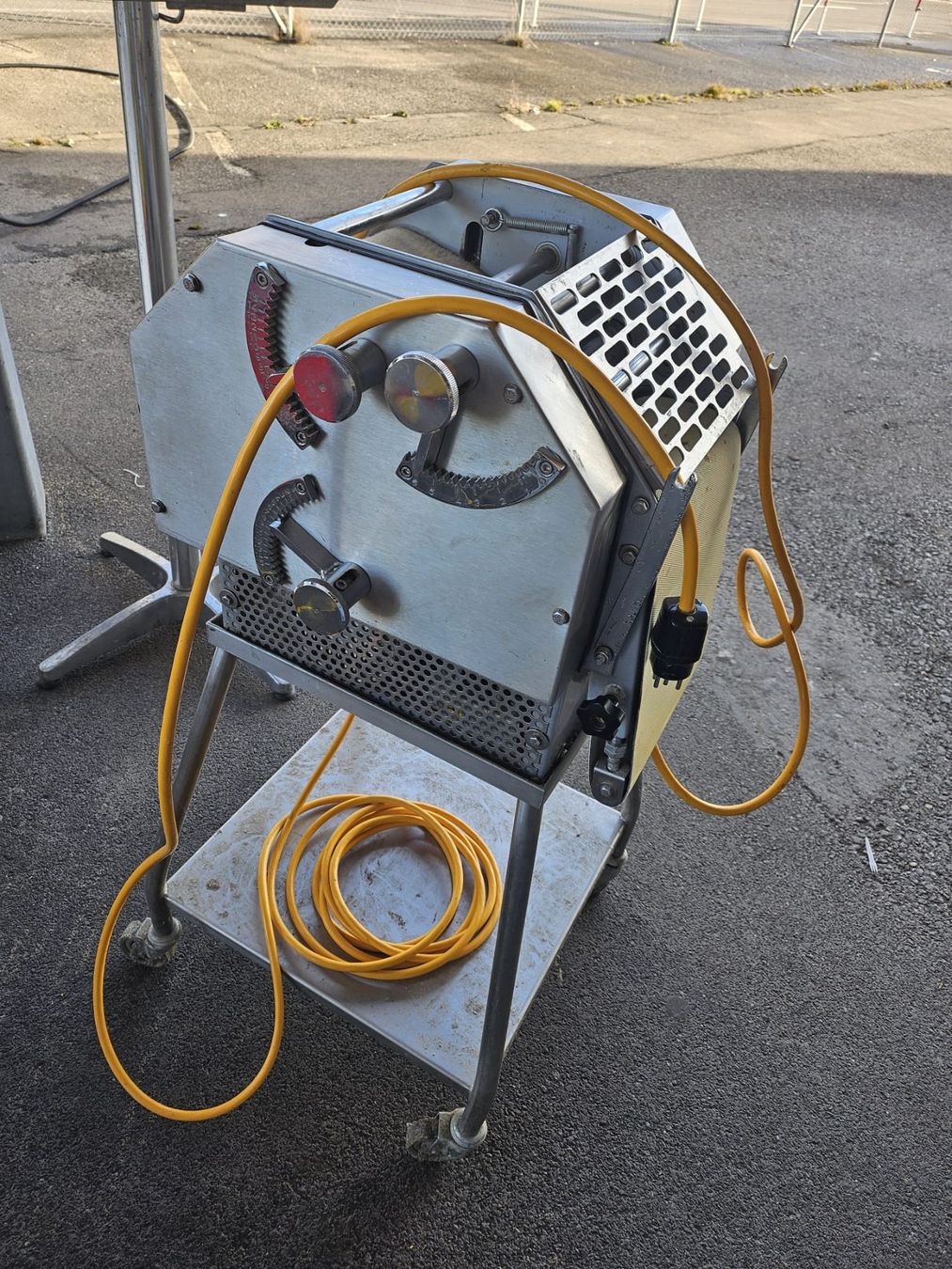 Alter Gipfelroller AVV-2000 CIM BAKERY EQUIPMENT S.r.l. (Gebraucht) in ...