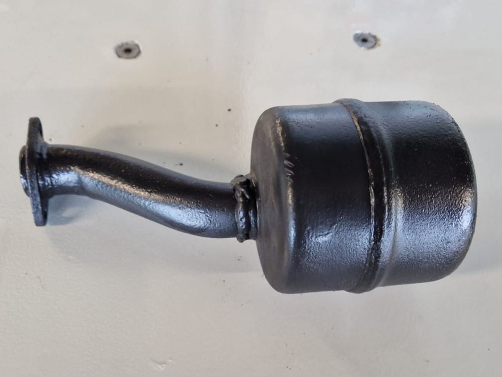 MAG Motor Auspuff (Lochabstand Flansch 46mm) (Gebraucht) in Niederwil ...