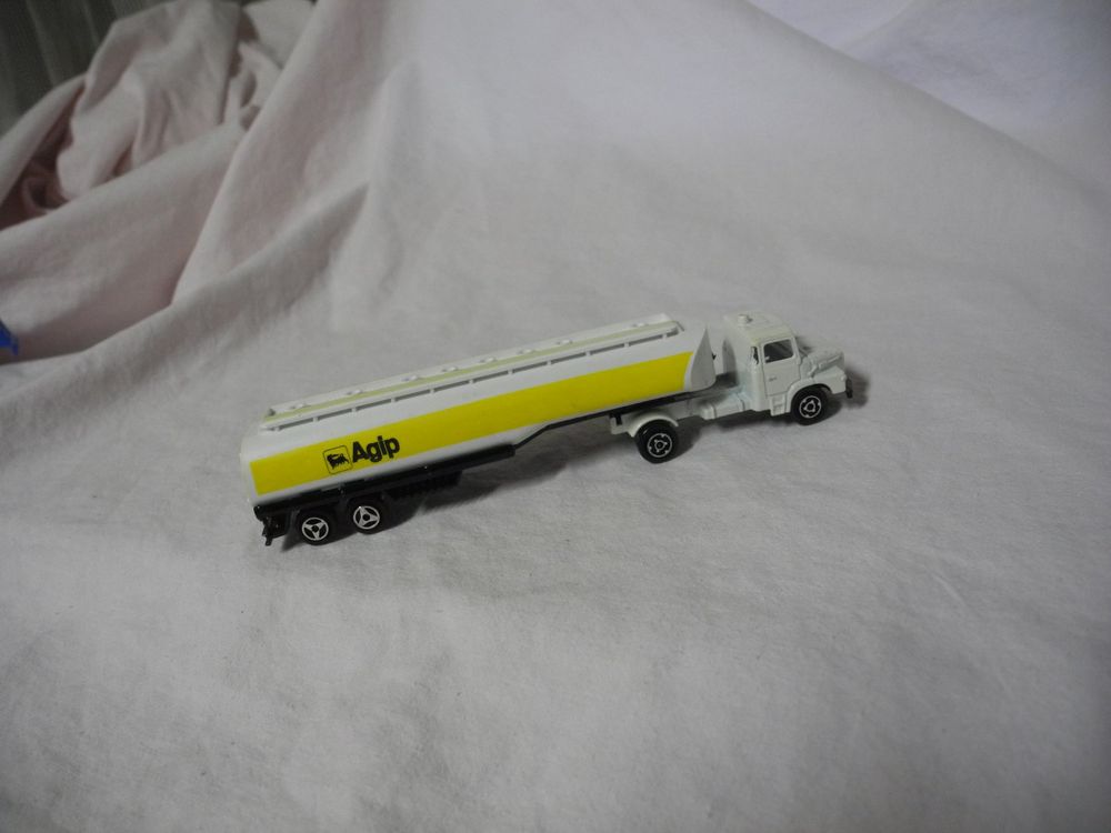 MAJORETTE SCANIA AGIP TANKER 1:100 NEUWERTIG (Neu (gemäss Beschreibung ...