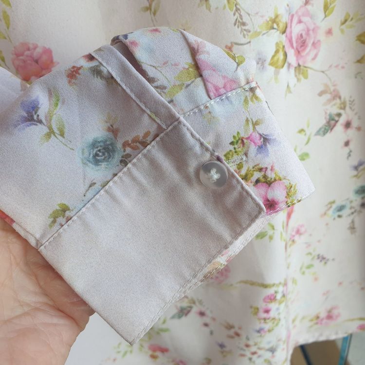 🐸 ANISTON 38 BLÜTEN PRINT BLUSE (Gebraucht) in Môtier (Vully) für CHF ...