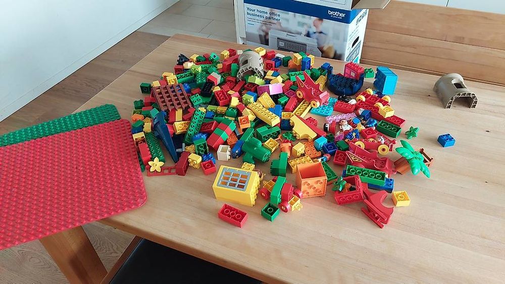 5kg gemischte lego Duplo inkl 2 grosse Platten (Gebraucht) in Kaltbrunn ...